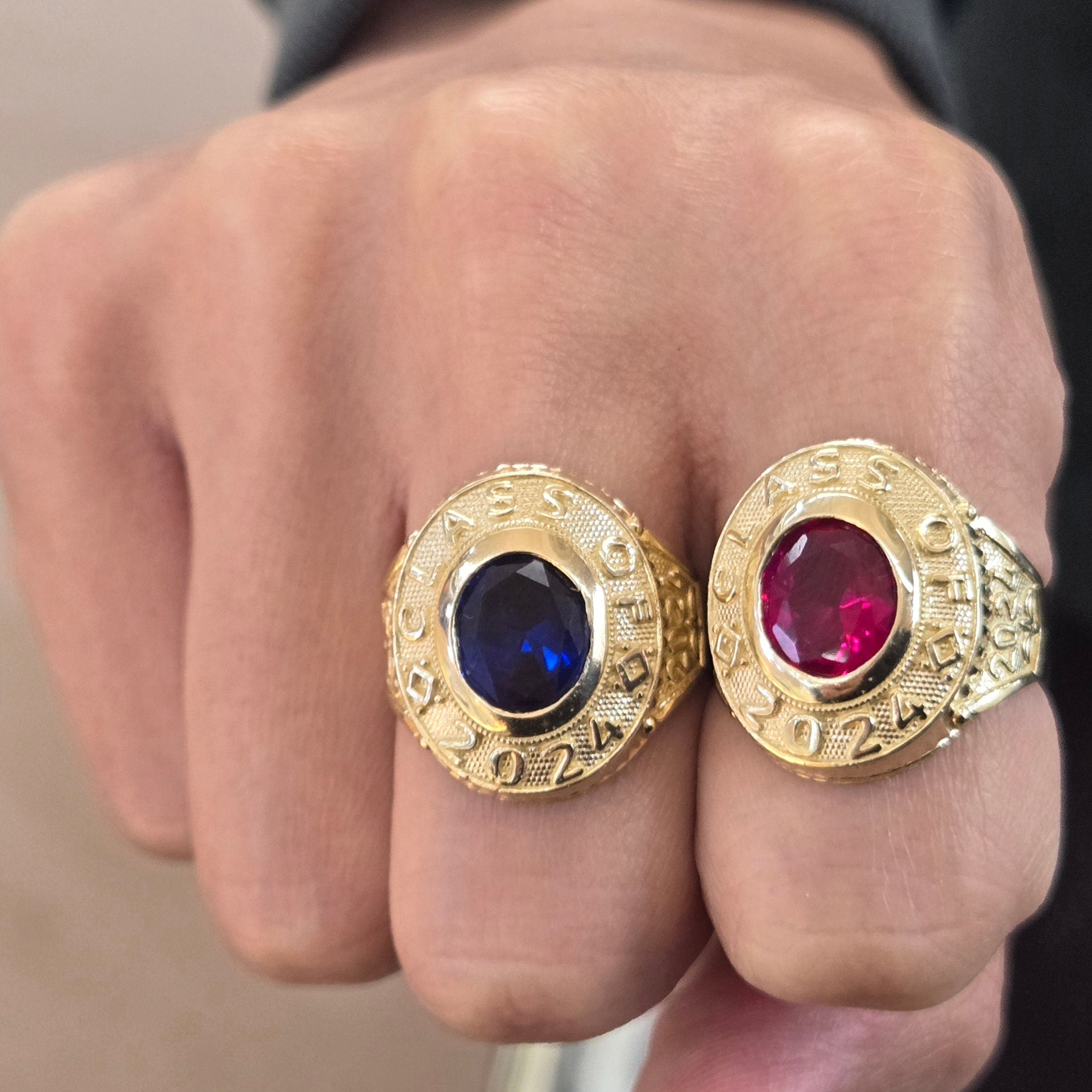 10k gold graduation ring store